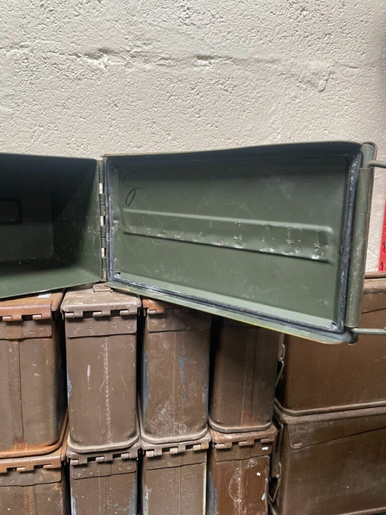 MILITARY ARMY 50 CAL AMMO BOX 5.56 METAL STORAGE CONTAINER TOOL BOX ...